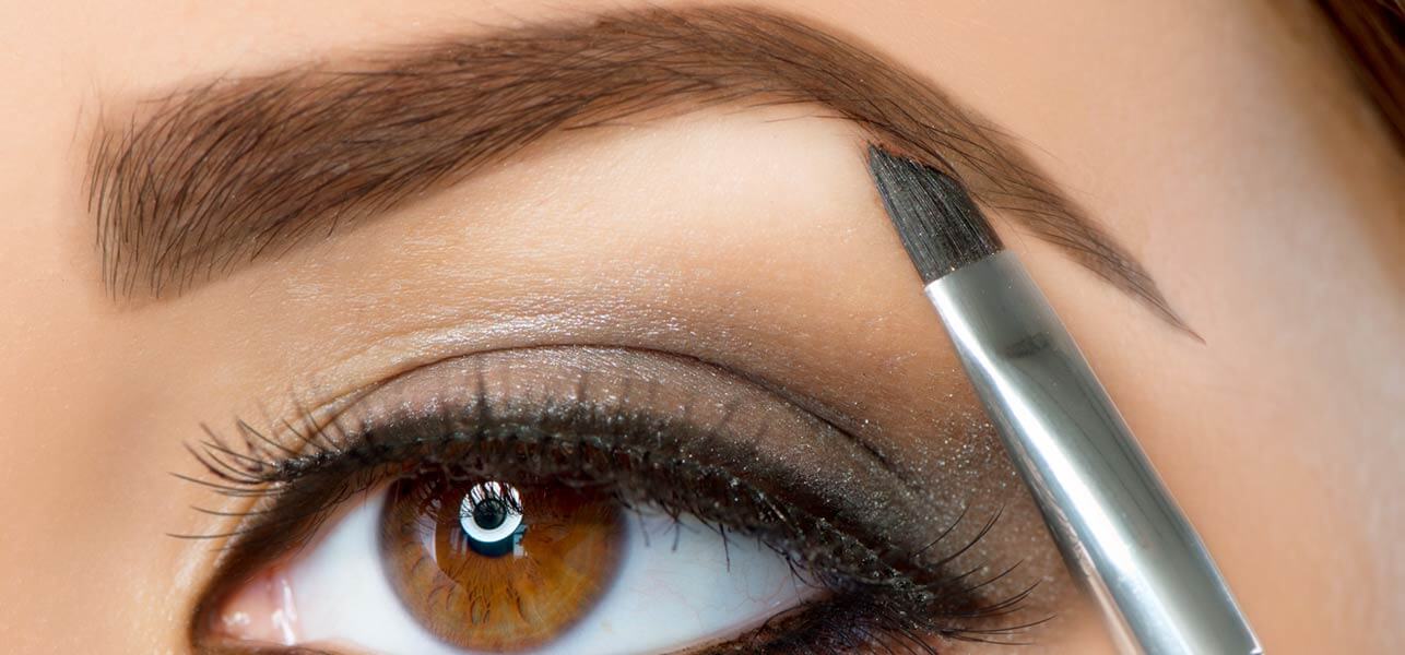 Ini Dia 4 Cara Membentuk Alis Mata yang Cantik dan Sempurna - Tokopedia Blog