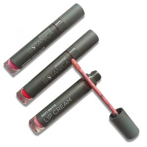 35 Merk Lipstik Lokal Terbaik yang Patut Kamu Coba