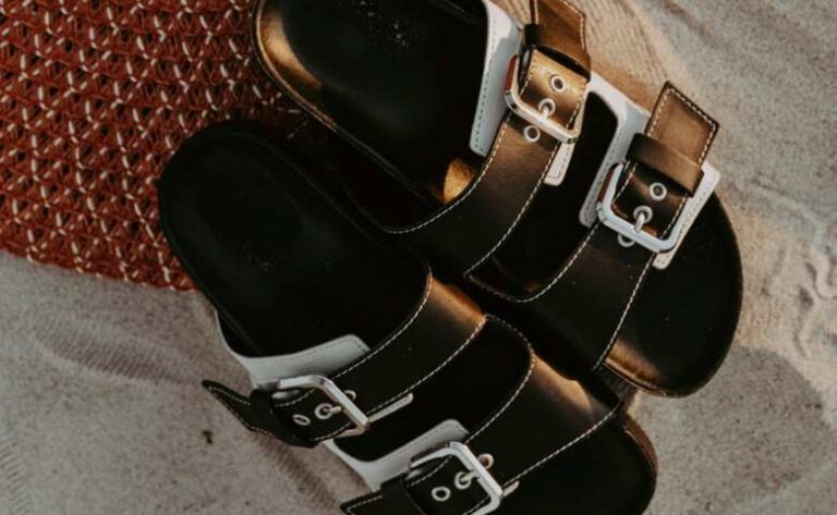 15 Jenis dan Model Sandal Wanita, Nyaman dan Tetap Gaya!