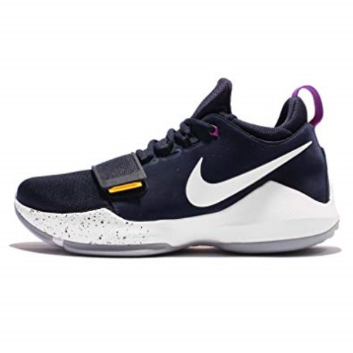 10 Merk Sepatu Pemain Basket NBA Terkenal - Tokopedia Blog