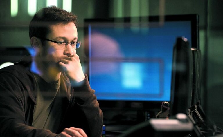 12 Film Hacker Terbaik yang Penuh Aksi Laga dan Teka-Teki