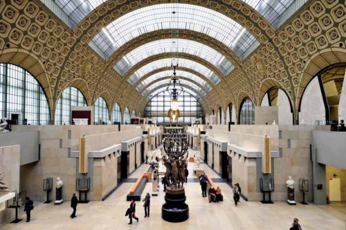 18 Tempat Wisata di Paris Perancis Favorit Traveler