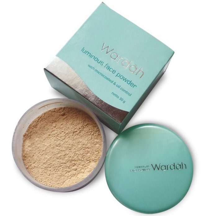 15 Merk Bedak yang Bagus dan Tahan Lama - Tokopedia Blog