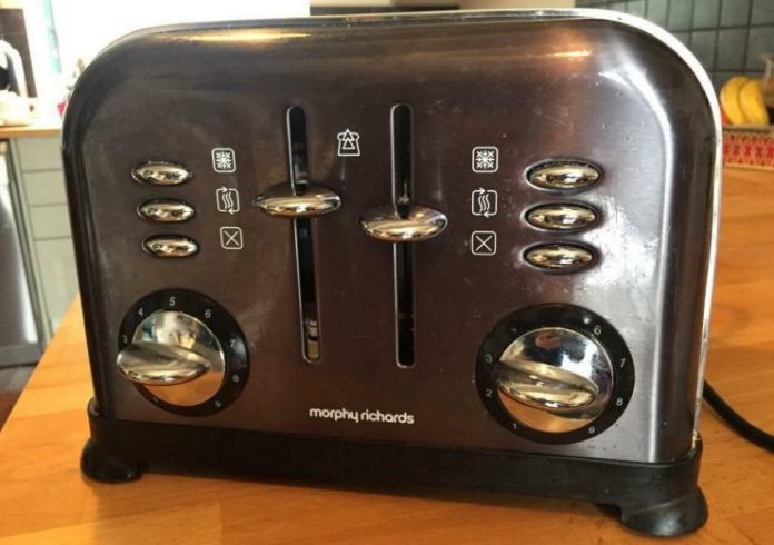 10 Fungsi dan Bagian-bagian Toaster - Tokopedia Blog