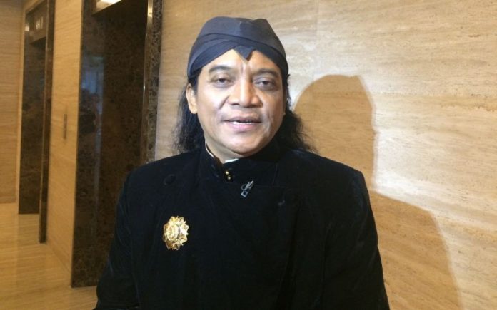 15 Lagu Didi Kempot Paling Sedih dan Cerita di Baliknya - Tokopedia Blog