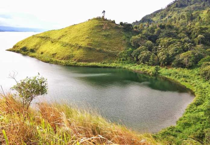 9 Destinasi Tempat Wisata di Parapat - Tokopedia Blog