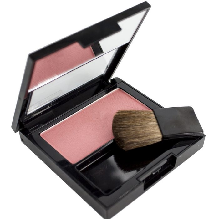 12 Rekomendasi Merk Blush On yang Bagus dan Awet
