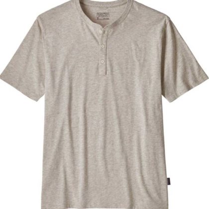 10 Merk Kaos Polos Berkualitas Terbaik dan Terkenal