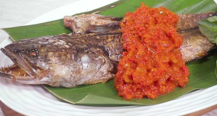 15 Kuliner Khas Samarinda Terlezat, Pantang Pulang Sebelum Cicip!