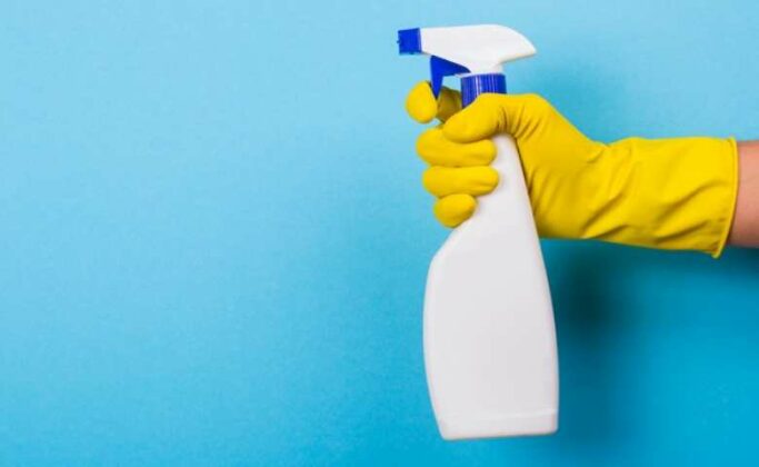 Perbedaan Antiseptik dan Disinfektan yang Perlu Kamu Ketahui