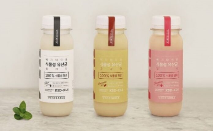 10 Ide Desain Stiker Untuk Kemasan Botol Minum - Tokopedia Blog