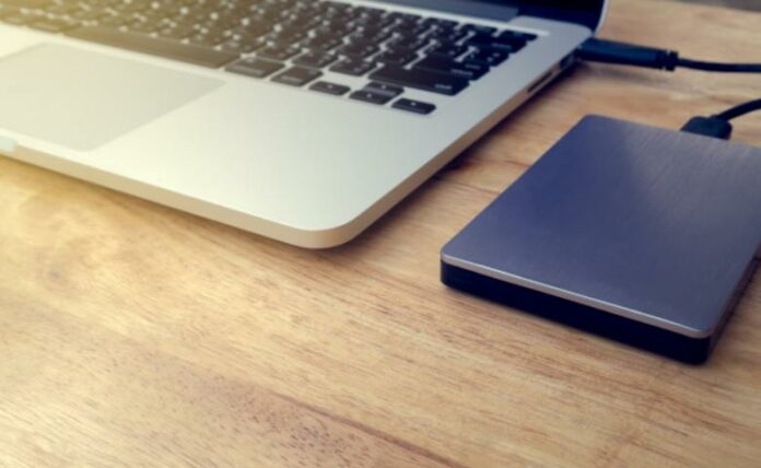 7 Perbedaan SSD dan Hardisk: Memori Eksternal Terbaik - Tokopedia Blog