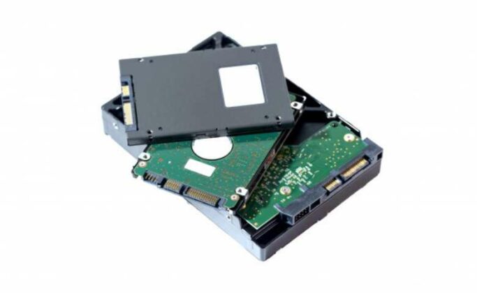 7 Perbedaan SSD dan Hardisk: Memori Eksternal Terbaik - Tokopedia Blog