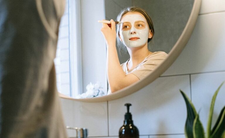 Review Masker Himalaya: Manfaat, Cara Penggunaan, dan Harga