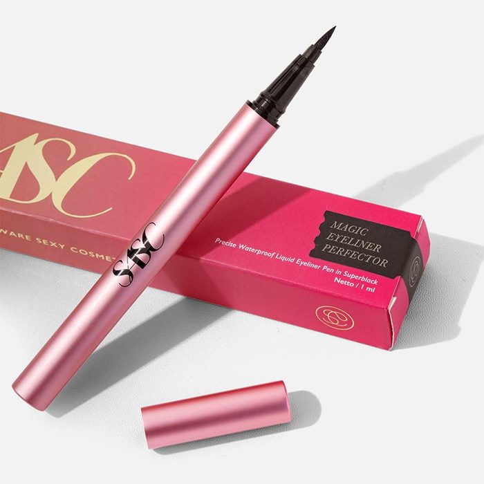 11 Eyeliner Terbaik untuk Tampilan Mata yang Lebih Lebar
