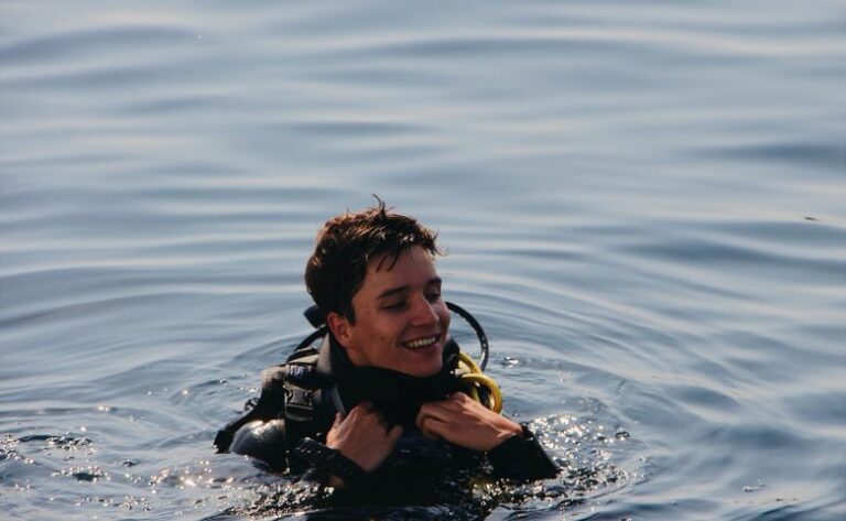 Apa Itu Scuba Diving? Simak Penjelasan Lengkapnya!