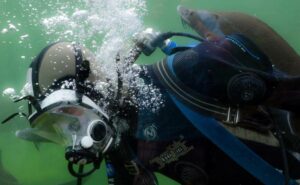 Apa Itu Scuba Diving? Simak Penjelasan Lengkapnya!