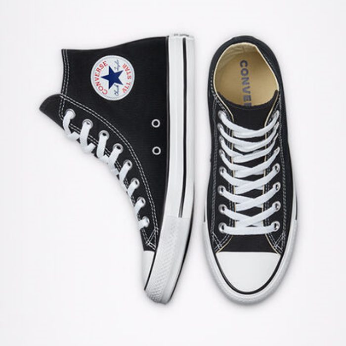 7 Model Sepatu Converse Wanita Paling Dicari, Tampilan Kasual