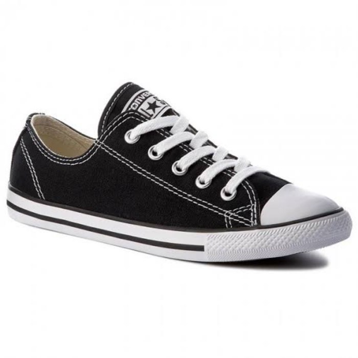 7 Model Sepatu Converse Wanita Paling Dicari, Tampilan Kasual