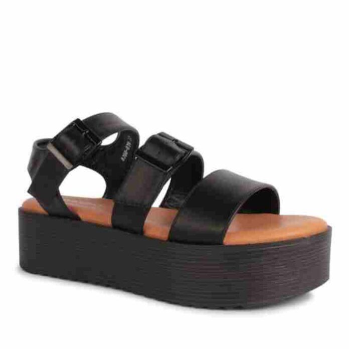 11 Merek Sepatu Wedges Wanita Terbaik, Nyaman dan Awet