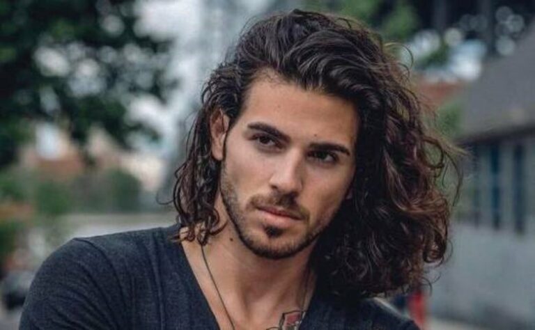 Rambut Panjang Pria: 15 Gaya untuk Berbagai Kepribadian