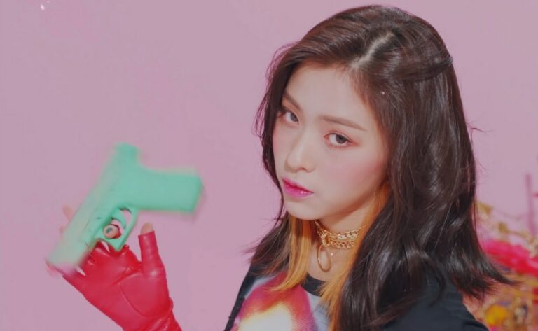 Profil Dan Fakta Menarik Ryujin Itzy Center Itzy Paling Fenomenal