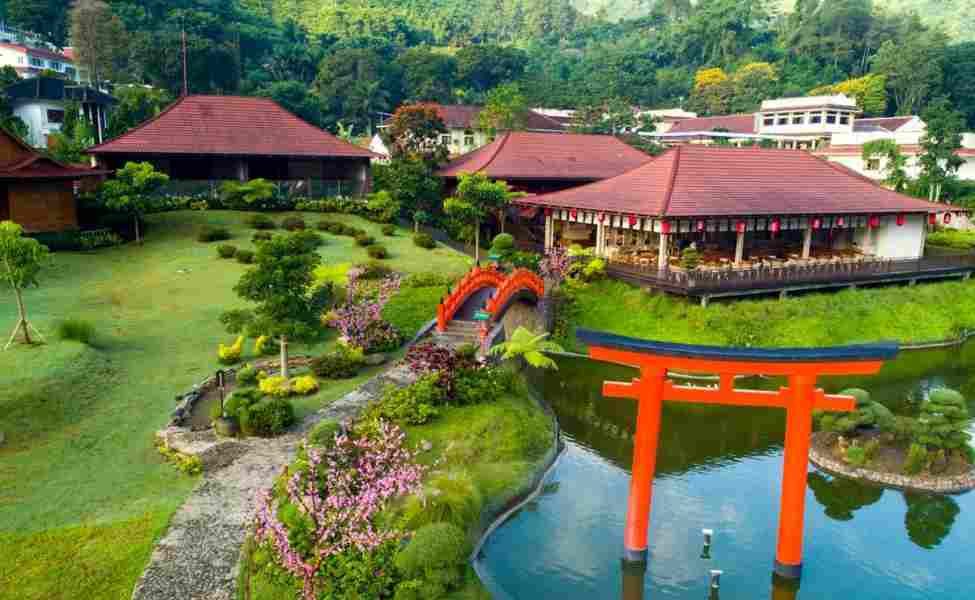20 Wisata Malang Terbaik & Harga Tiketnya, Lagi Hits!