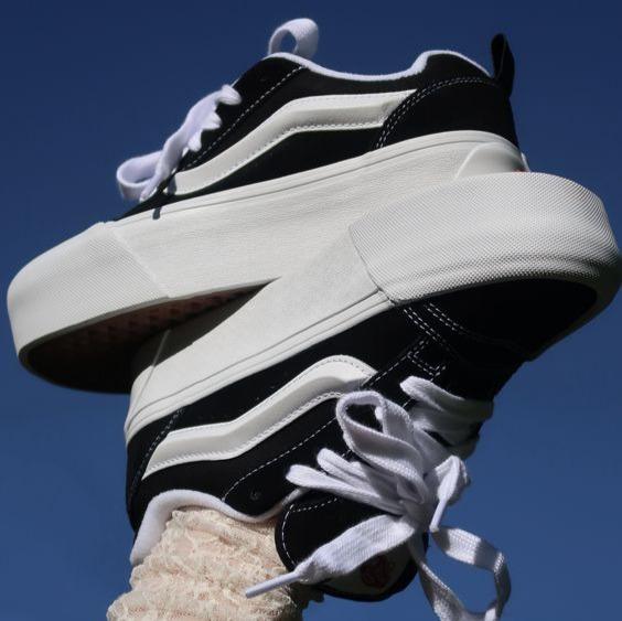 Toko Vans Official Global Store Online - Produk Lengkap & Harga Terbaik ...