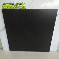 Jual Granit Hitam 60X60 Terbaik - Harga Murah Februari 2025 & Cicil 0%