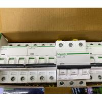 Jual Mcb 3P 40A Schneider Terbaik - Harga Murah April 2024 & Cicil 0%