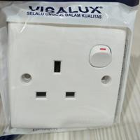 Jual Stop Kontak Visalux Terbaik - Harga Murah Juni 2024 & Cicil 0%