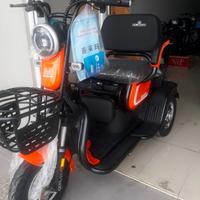 Jual Motor Listrik 3 Roda Terbaik - Harga Murah Juni 2024 & Cicil 0%