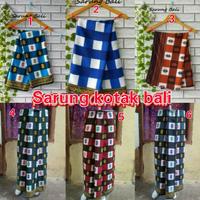 Jual Sarung Bali Kotak Model & Desain Terbaru - Harga Maret 2024