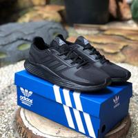 Sepatu Adidas Terbaru Maret 2025 - Kualitas dan Gaya Terbaik