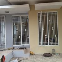 Teralis Minimalis Ciptakan Kesan Elegan & Modern 2024