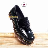 Sepatu Docmart Terbaru Koleksi Februari 2025 yang Wajib Punya