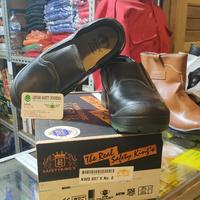 Jual Sepatu Kings Original Terbaik - Harga Murah Juni 2024 & Cicil 0%