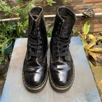 Jual Docmart 1460 Model & Desain Terbaru - Harga Juni 2025