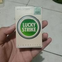 Rokok Lucky Strike Asal Amerika Serikat Januari 2024