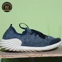 Jual Sepatu Second Branded Model & Desain Terbaru - Harga Februari 2024