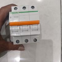 Jual Mcb 3 Phase 25A Terbaik - Harga Murah April 2025 & Cicil 0%