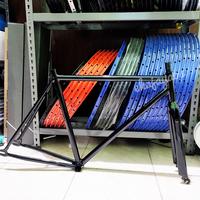 Sepeda Fixie yang Gesit dengan Model Menarik - November 2024