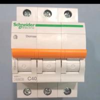 Jual Mcb 3P 40A Schneider Terbaik - Harga Murah Mei 2024 & Cicil 0%