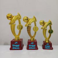Jual Piala Trophy Terlengkap - Harga Murah & Grosir Oktober 2025