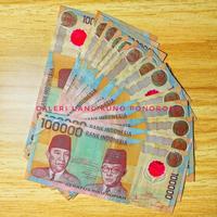 Jual Uang 100 Ribu Baru Terlengkap - Harga Murah & Grosir Maret 2024