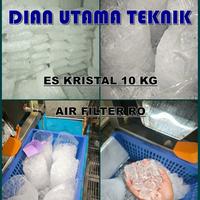 Jual Es Kristal Terlengkap - Harga Terbaru Maret 2026 & Cicilan 0%
