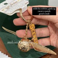 Review MINISO x HARRY POTTER GOLDEN SNITCH SEEKER KEYCHAIN KEYRING ...
