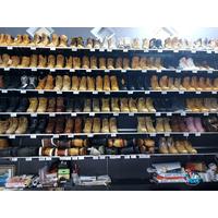Jual Sepatu Second Original Model & Desain Terbaru - Harga Maret 2024