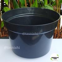 Jual Pot Bunga Besar Terbaik - Harga Murah Maret 2025 & Cicil 0%