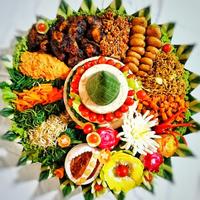 Nasi Tumpeng Porsi Besar & Lezat